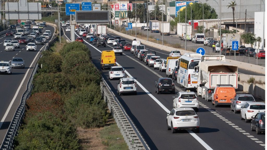 Comienza la señalización del bus-VAO | mallorcadiario.com