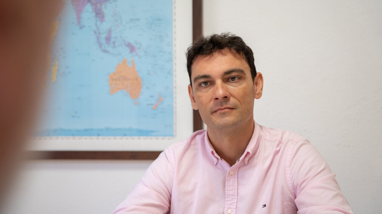 Manuel Pavón: “No soy racista, mi trayectoria me avala"